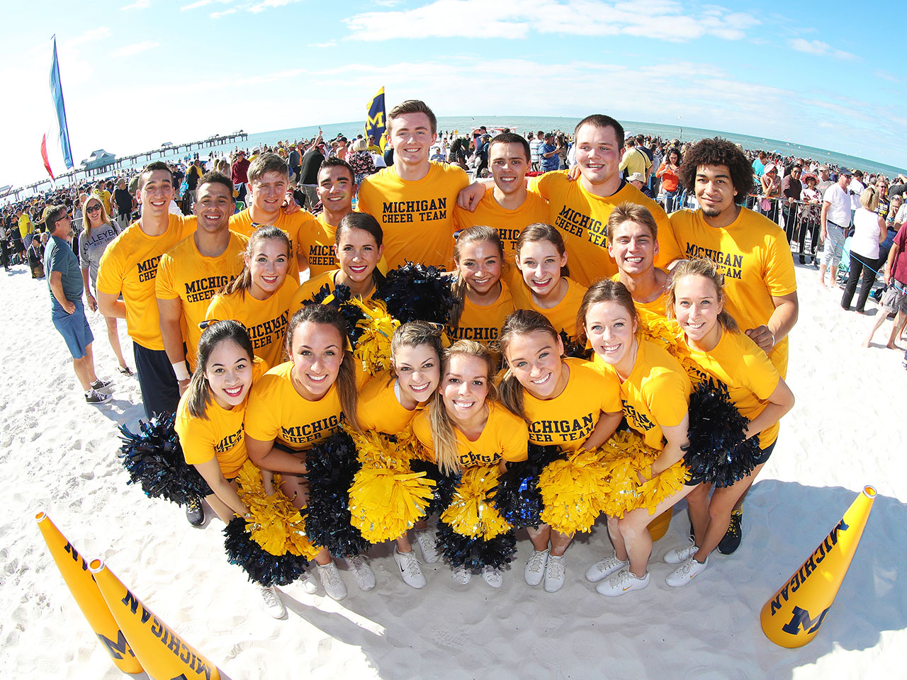 2017-18 Outback Bowl Beach Day