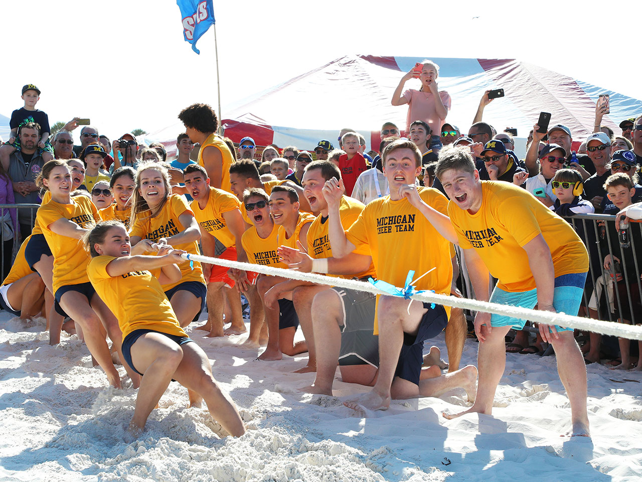 2017-18 Outback Bowl Beach Day